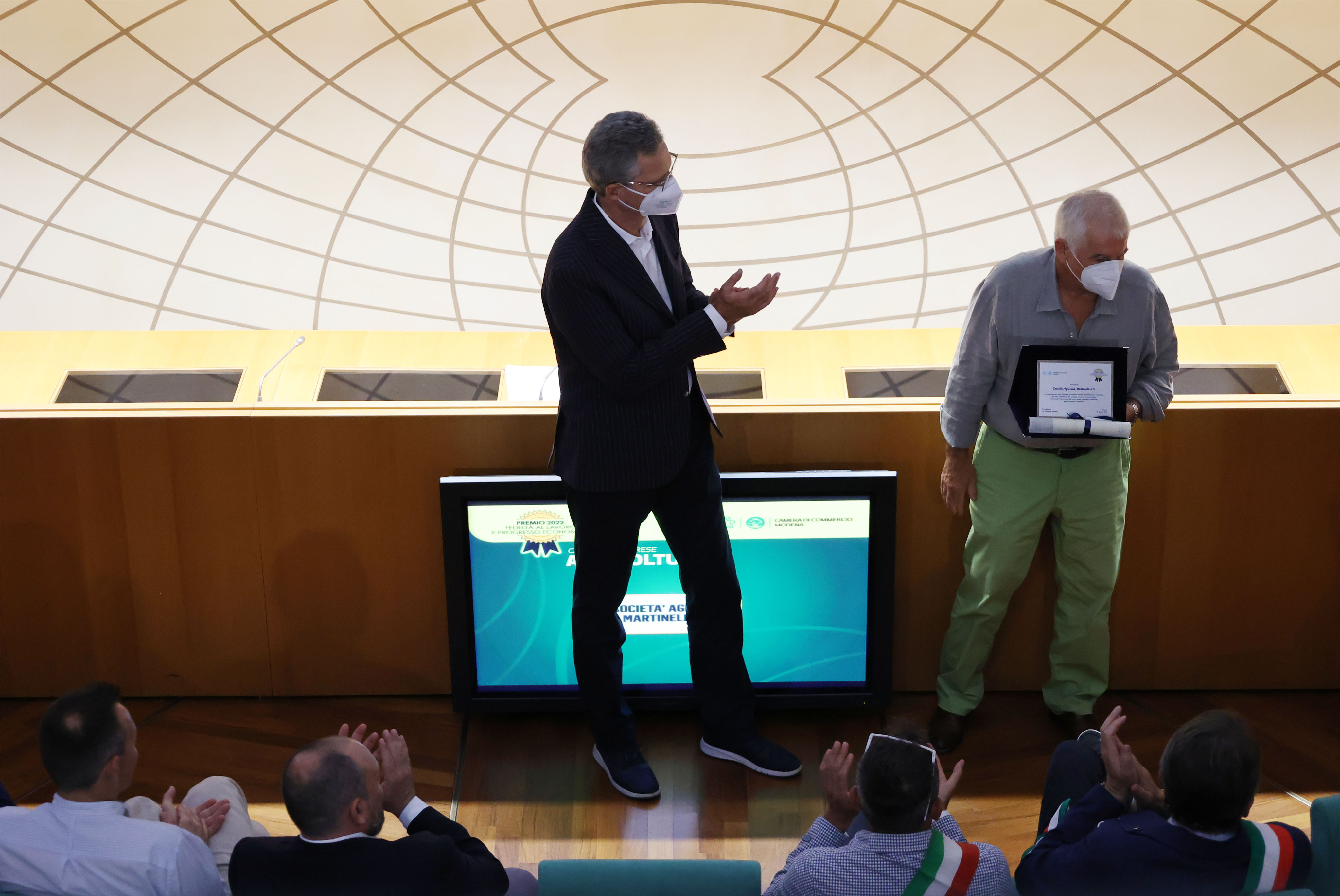_0000_CCIAA_2022_SalaPremiati000.jpg — Camera di Commercio di Modena